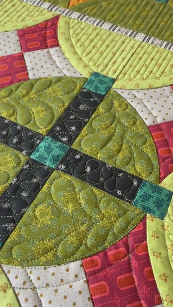 Attic Windows Quilt Kit in Vintage Cloth